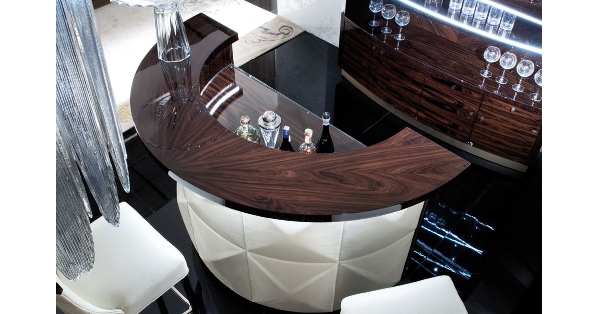 Coliseum upholstered Bar